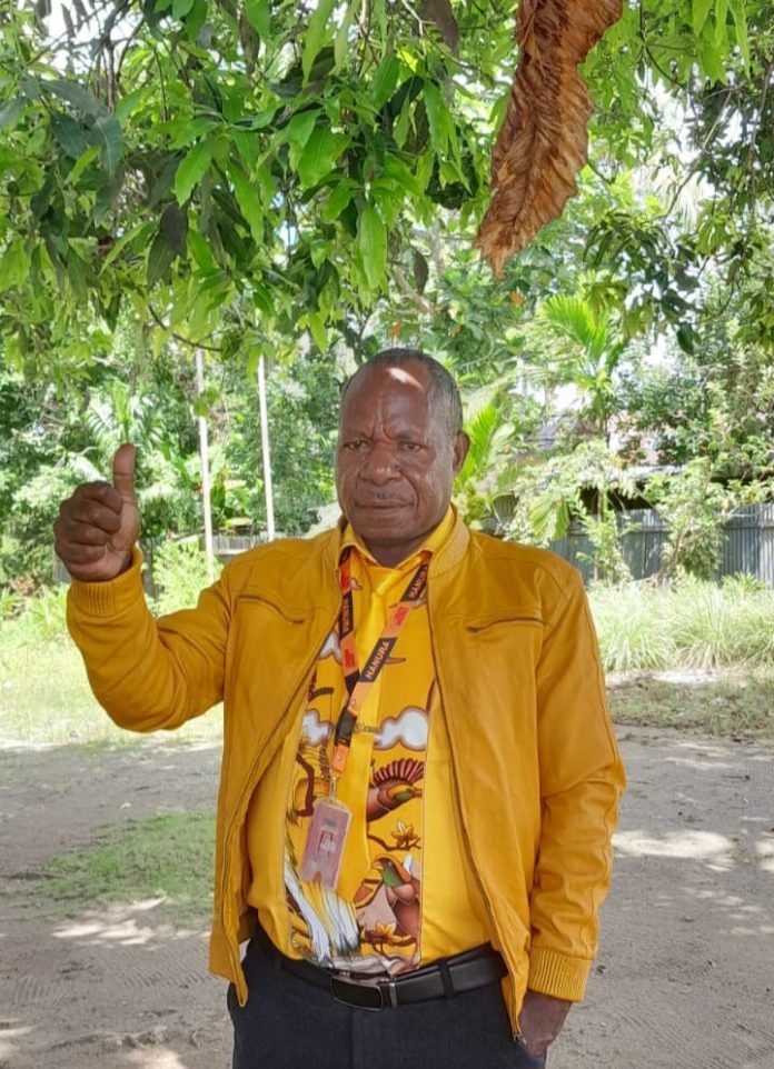 Alus UK Murib Ucapkan Selamat Kepada Natalis Tabuni - Tim Redaksi